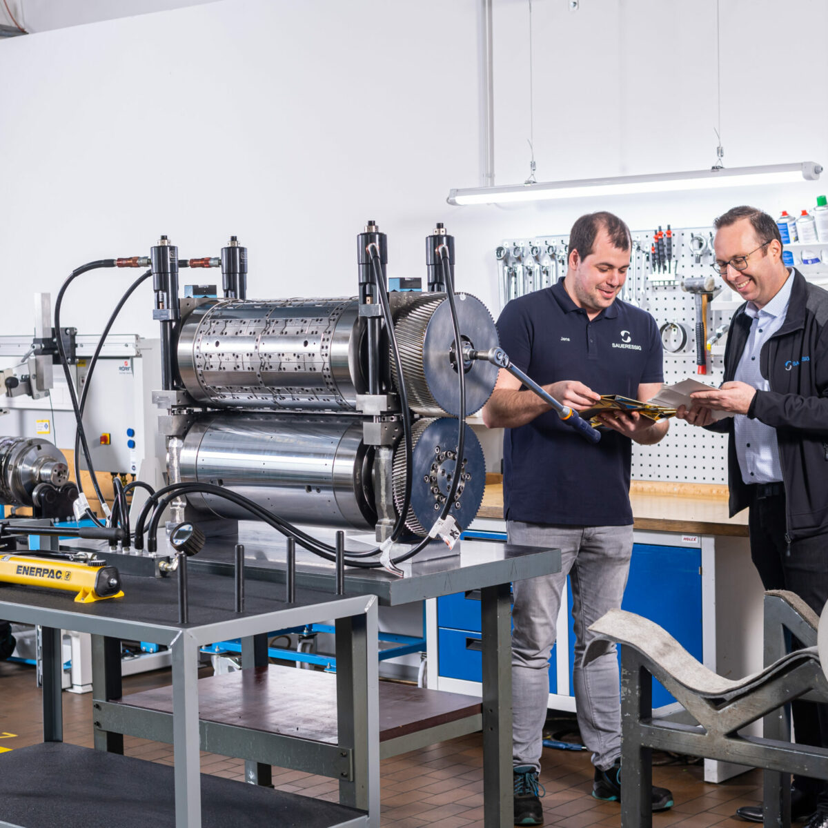 Cutting and creasing - SAUERESSIG Group